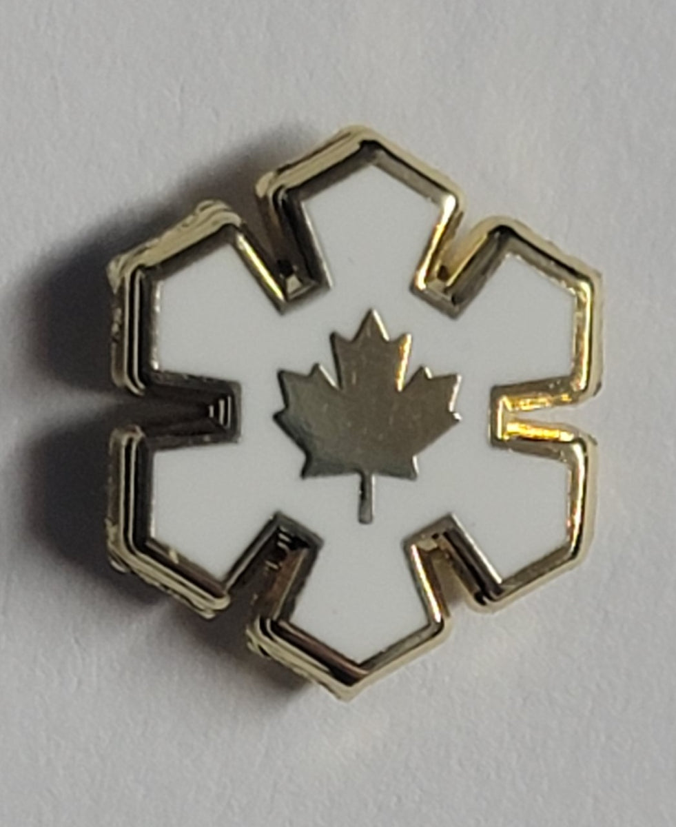 Lapel Pin, Order of Canada, Officer (Gold Leaf) – Defence Medals Canada